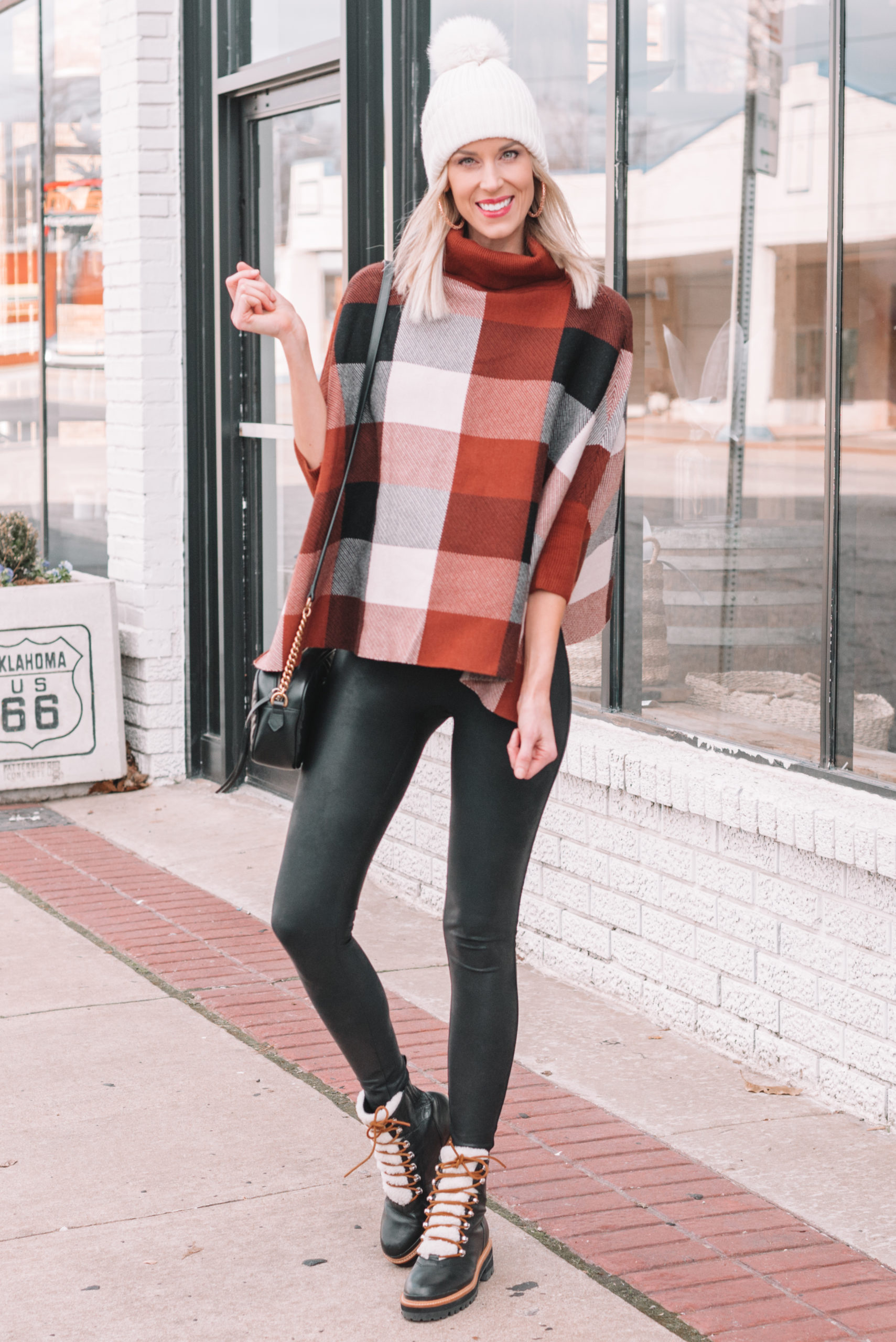 poncho 4 - Straight A Style