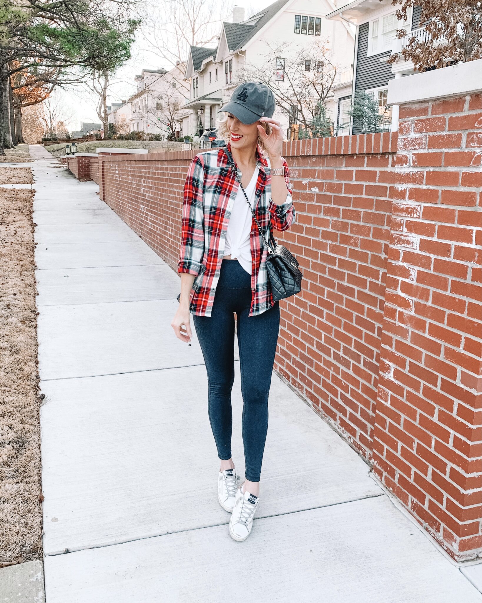 How to Style a Flannel Casually - Straight A Style