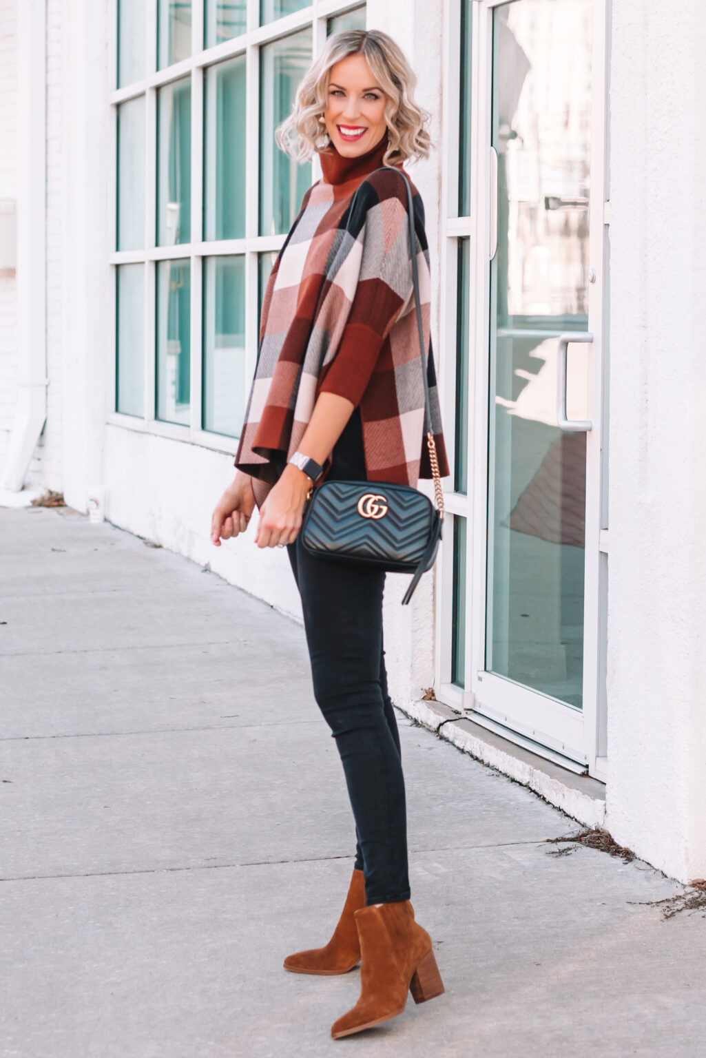 Styling a Poncho from Casual to Dressy - Straight A Style