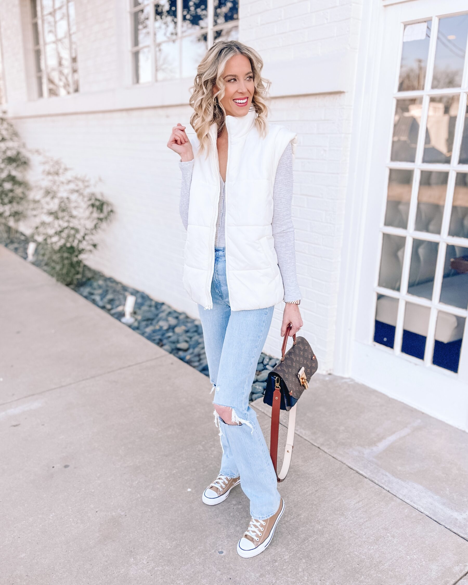 puffer vest outfit 6 - Straight A Style
